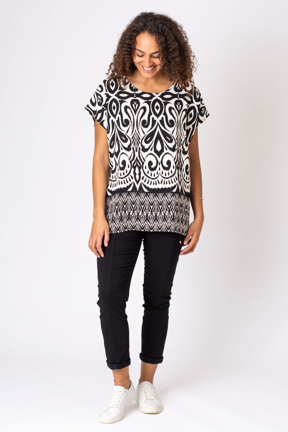 Border Print Oversize Top – The Stock Shop