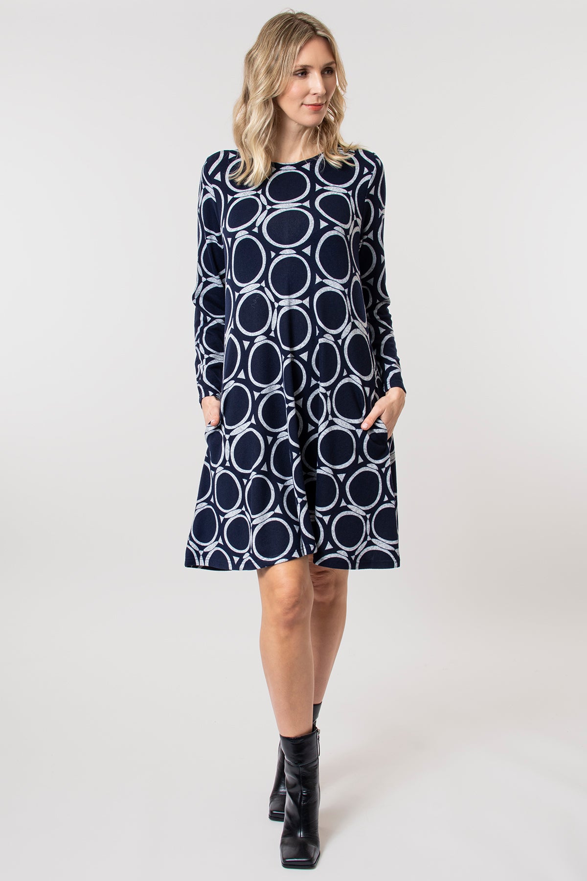 New Fashion – The Stock Shop